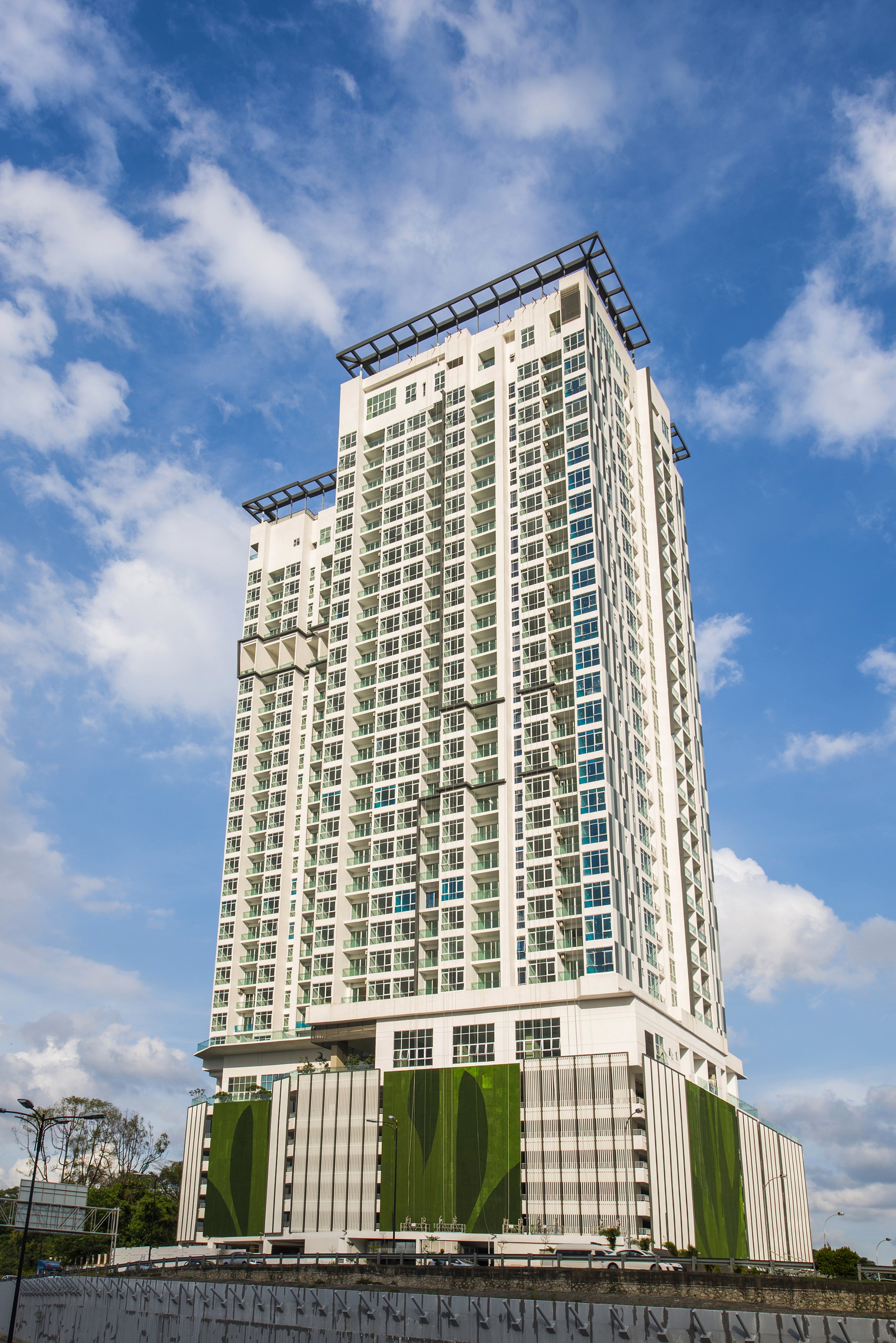 Your Luxury Service Apartment awaits - Paragon Signature Suites